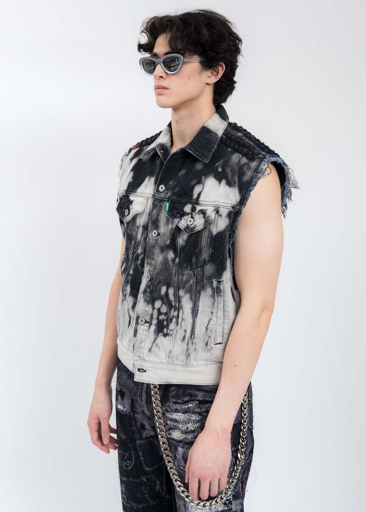 Doublet RECYCLE PUNK DENIM Vest - BLACK | Garmentory